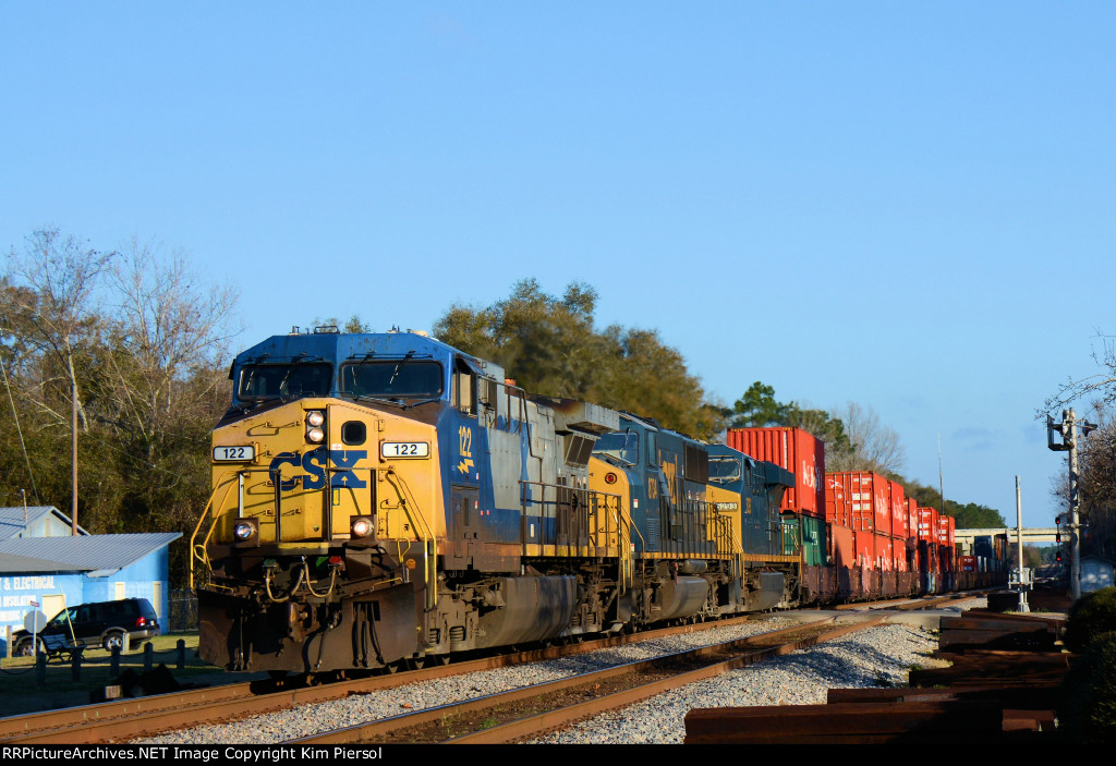 CSX 122 Q027